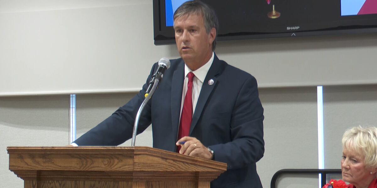 Rep. Barry Moore beats incumbent to win 1st Congressional Dist ... Rep. Barry Moore beats incumbent to win 1st Congressional Dist ...